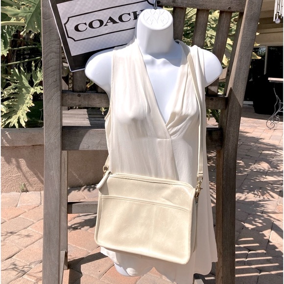Coach | Bags | Vintage Coach Cream Leather Companion Shoulder Bag ...